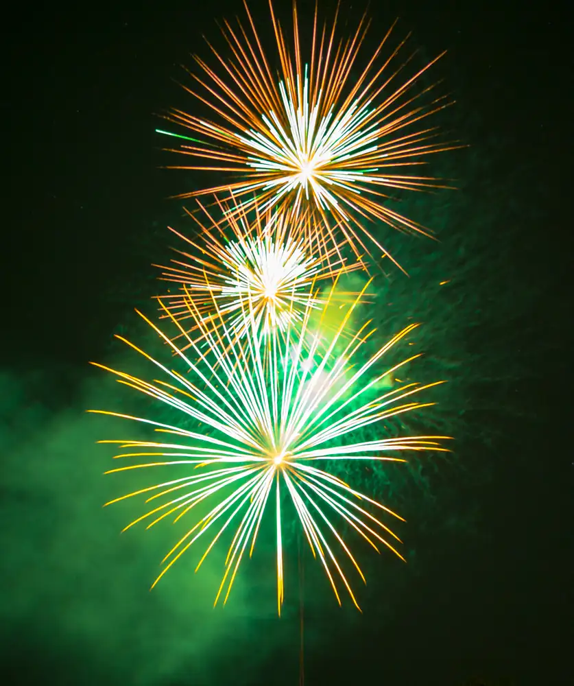 How does the weather affect firework displays?
